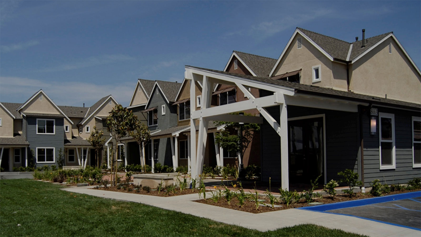 HomeAid Orange County | Wright Engineers Giving Back